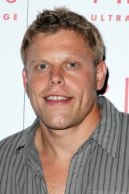 Alex Solowitz Movie Trailers List | Movie-List.com