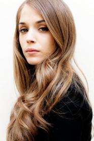 Alice Isaaz Movie Trailers List | Movie-List.com