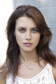 Hannah Ware Movie Trailers List | Movie-List.com