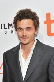 Karl Glusman Movie Trailers List | Movie-List.com