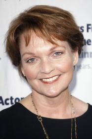 Pamela Reed Movie Trailers List | Movie-List.com