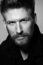 William De Coverly Movie Trailers List | Movie-List.com