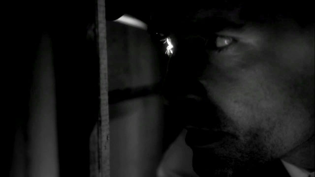 Keyhole (2012) Movie Trailer | Movie-List.com